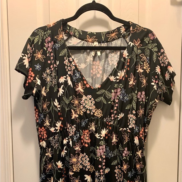 Roper | Dresses | Roper Black Dress With Floral Pattern Size Large ...